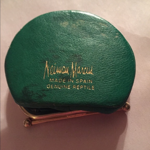 Neiman Marcus | Bags | Authentic Lizard Kid Glove Leather Coin Purse ...